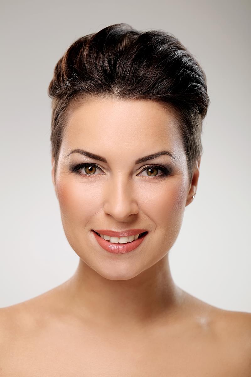 The Ultimate Step-by-step Tutorial for Perfect Face Makeup – Tutorial Hub